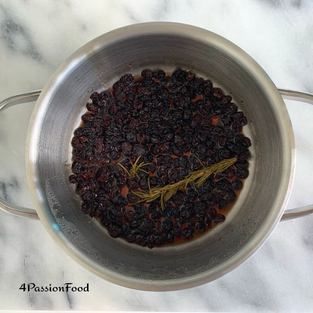 Parsnip confit with pickled currants. - 4passionfood - English