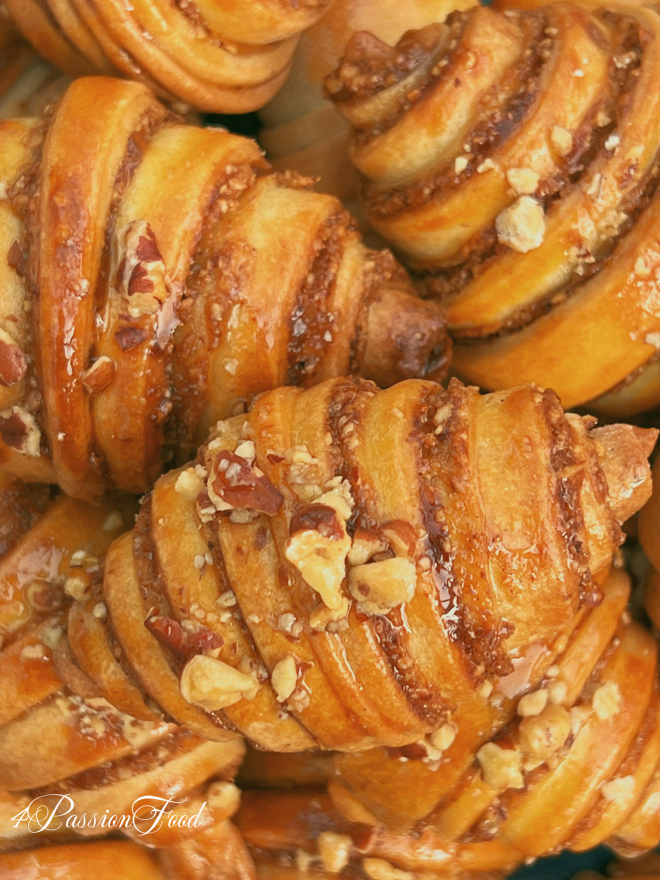 Maple syrup and pecan Rugelach - Babka Zana - 4passionfood - English