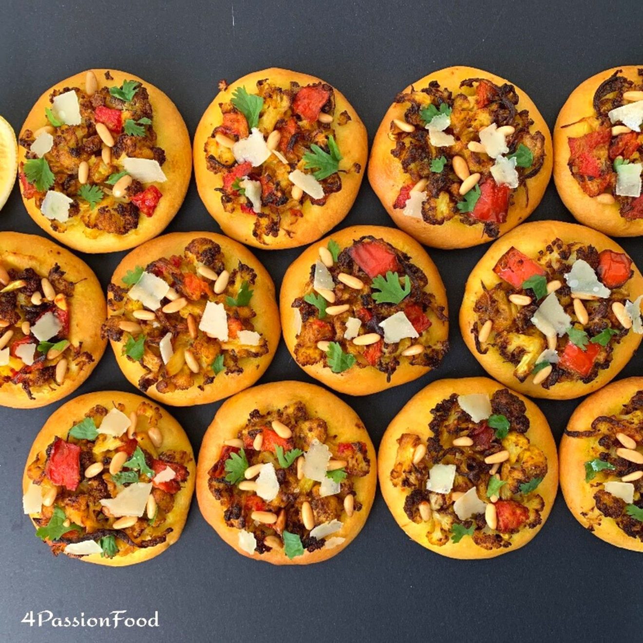 “Sfiha” ou pizza arabe au chou-fleur - Sami Tamimi - 4passionfood